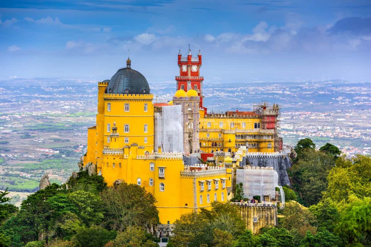 13 of the Best Castles in Portugal (Photos)