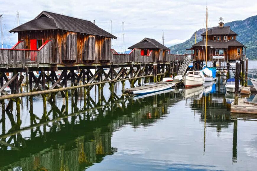 25 Houses Built on Stilts, Pilings and Piers (Photo Examples From ...