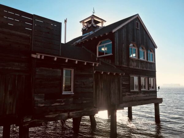 25 Houses Built on Stilts, Pilings and Piers (Photo Examples From ...