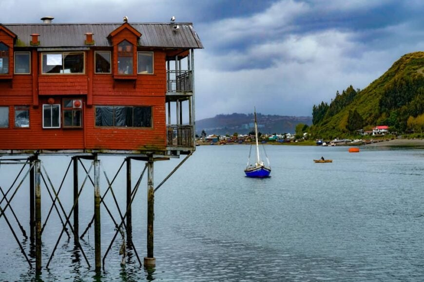 25 Houses Built on Stilts, Pilings and Piers (Photo Examples From ...