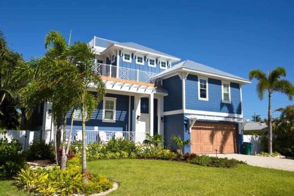 31 Houses with a Blue Exterior (Photos – All Types of Blue) – Home ...
