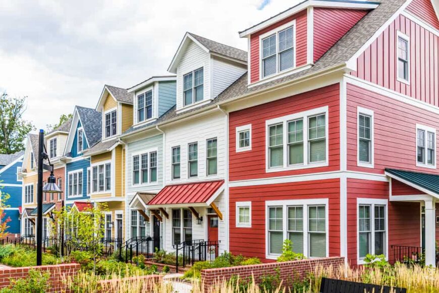 48 Nice Red Houses (Photos)