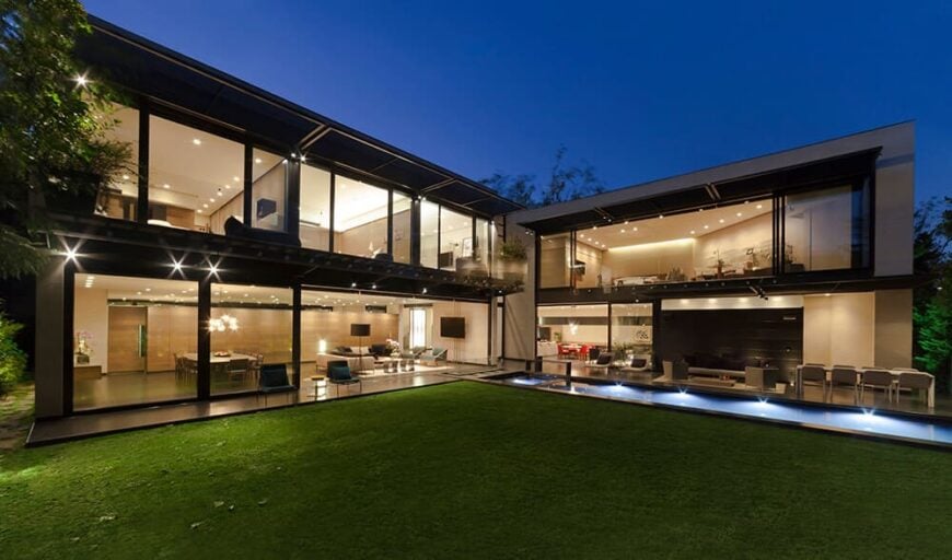 54 Sleek Glass Houses (Amazing)