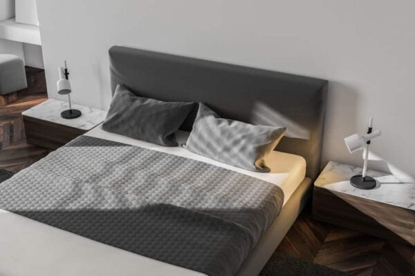 How to Feng Shui Your Bedroom (25 Rules with 17 Layout Diagram Examples ...