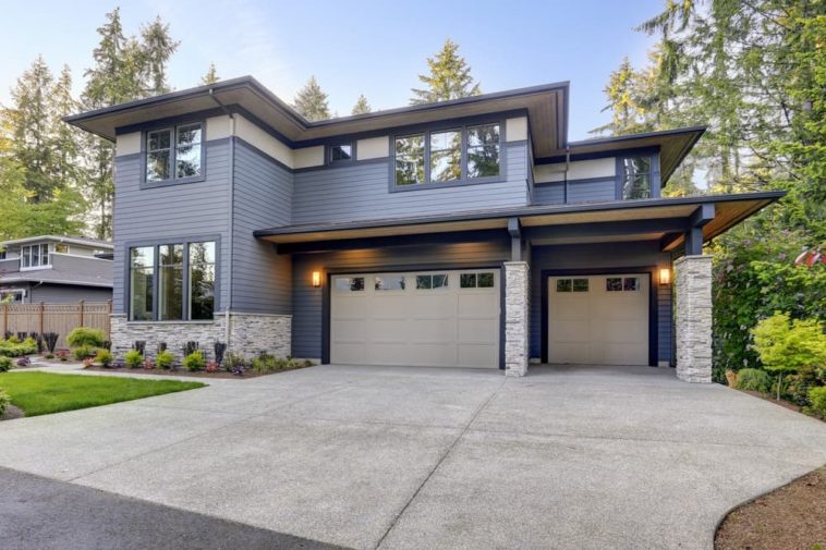 117 Grey Houses in All Types of Styles and Sizes (Photos)