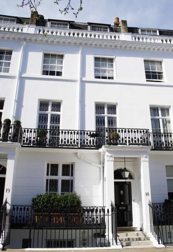 125 Different House Styles with a White Exterior (Photos) – Home ...