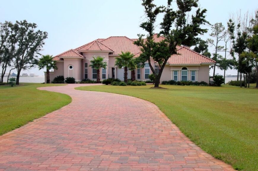What is a Hip & Valley Roof?