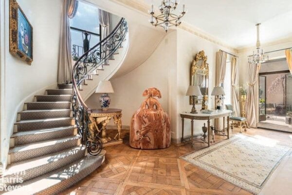 70 Mansion Foyer Ideas (Photos)