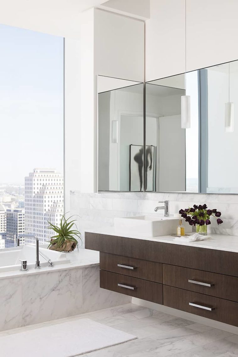 21 Terrific Small Primary Bathroom Ideas (2021! Photos)