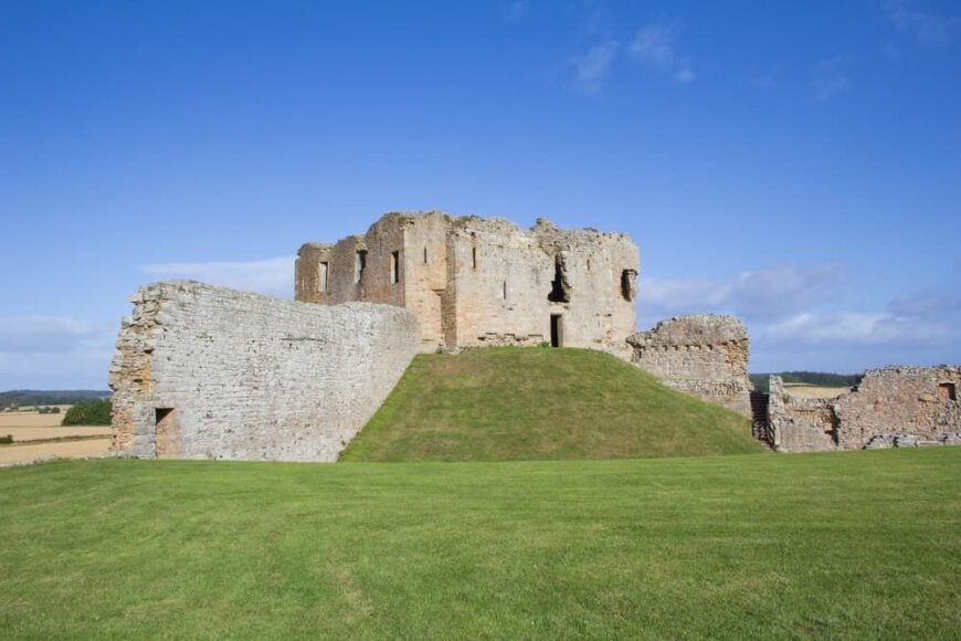 9 Different Types of Castles Built Throughout History