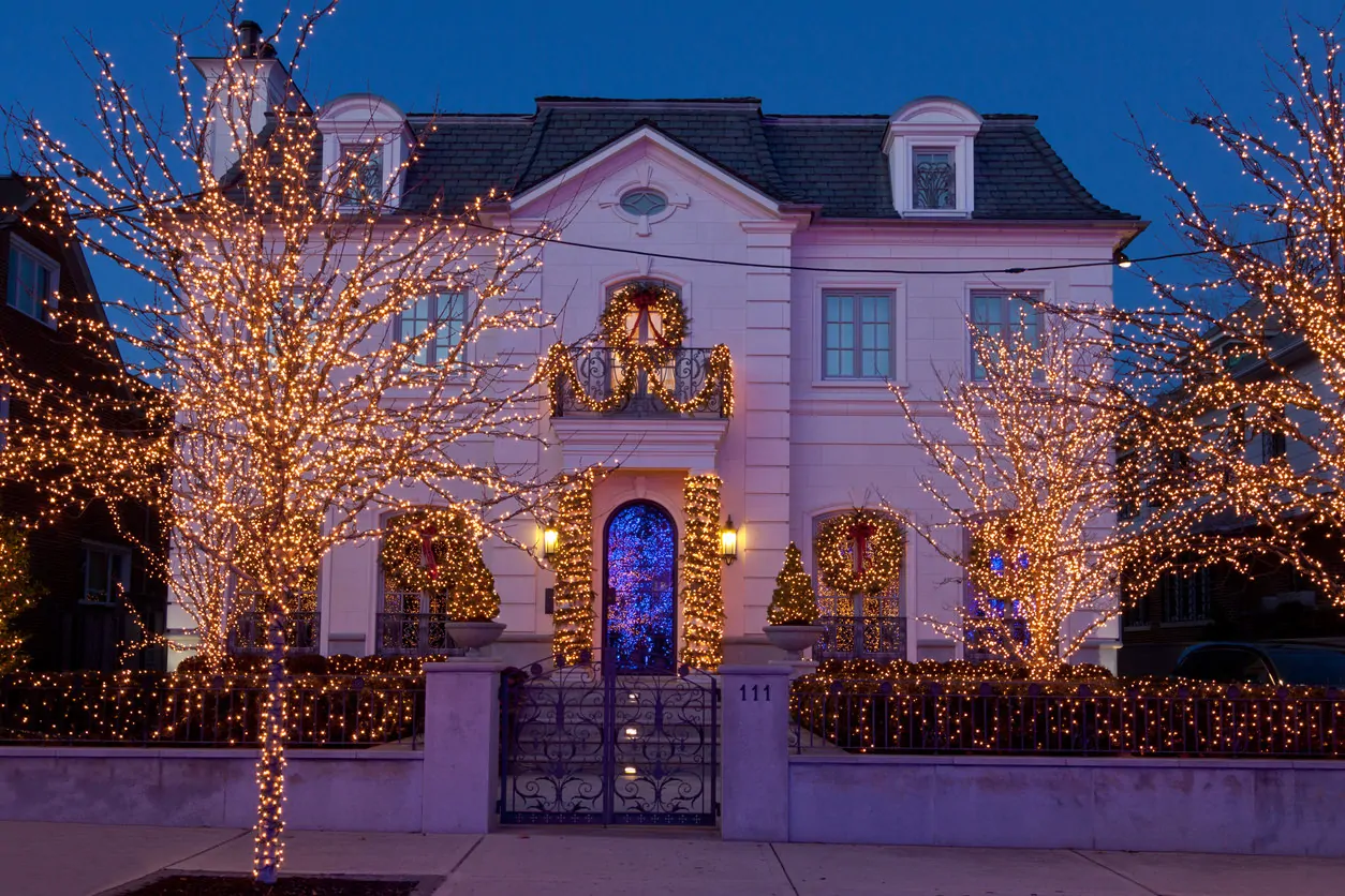 Snow Christmas Lights House