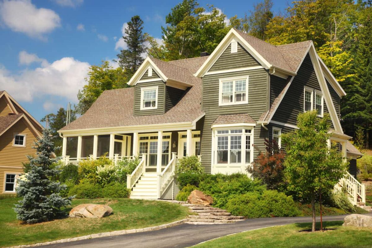 27 Dormer Window Ideas from New & Old Houses with Dormers (Photos ...