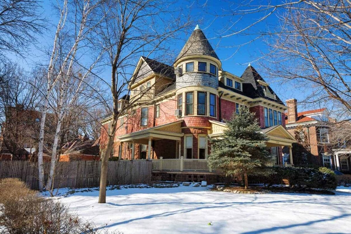 42 House Designs with a Turret (Heritage and New Houses)