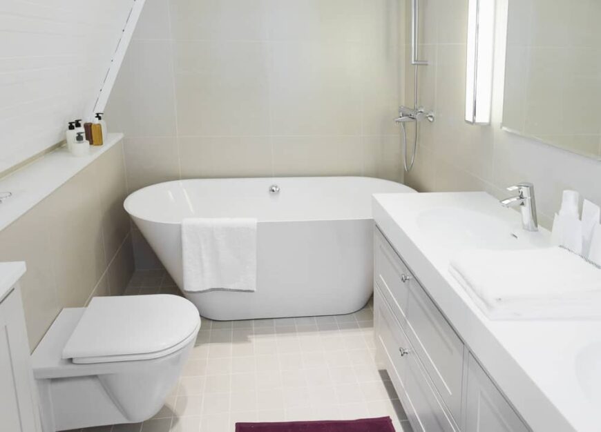 21 Terrific Small Primary Bathroom Ideas (Photos) – Home Stratosphere