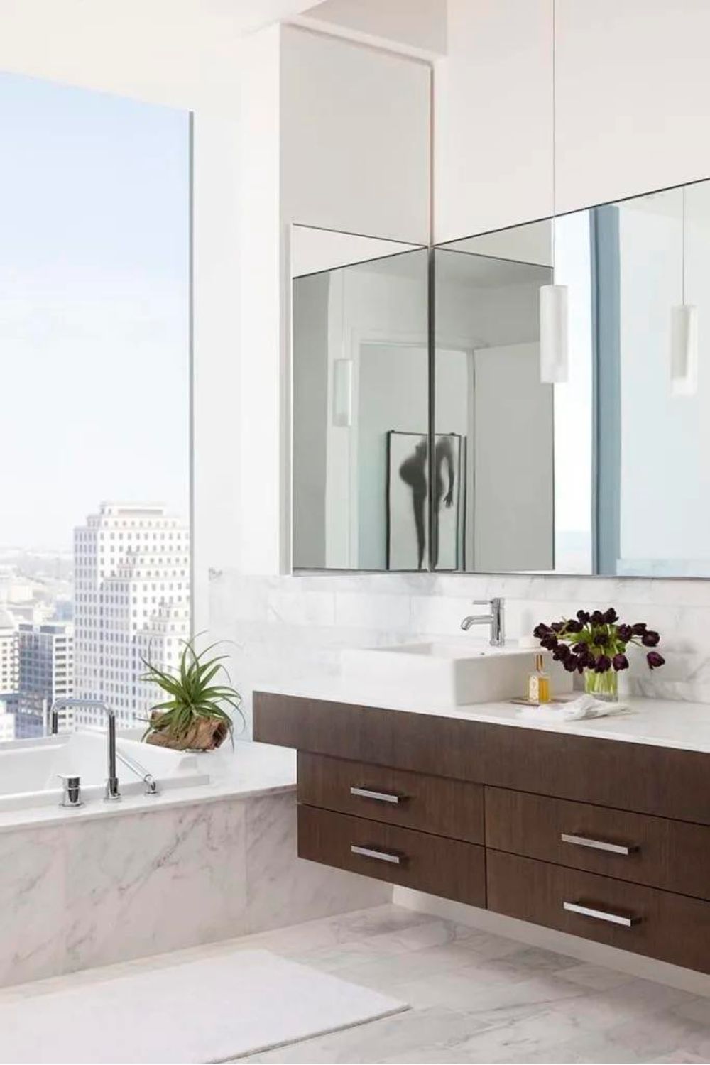 21 Terrific Small Primary Bathroom Ideas (Photos) – Home Stratosphere