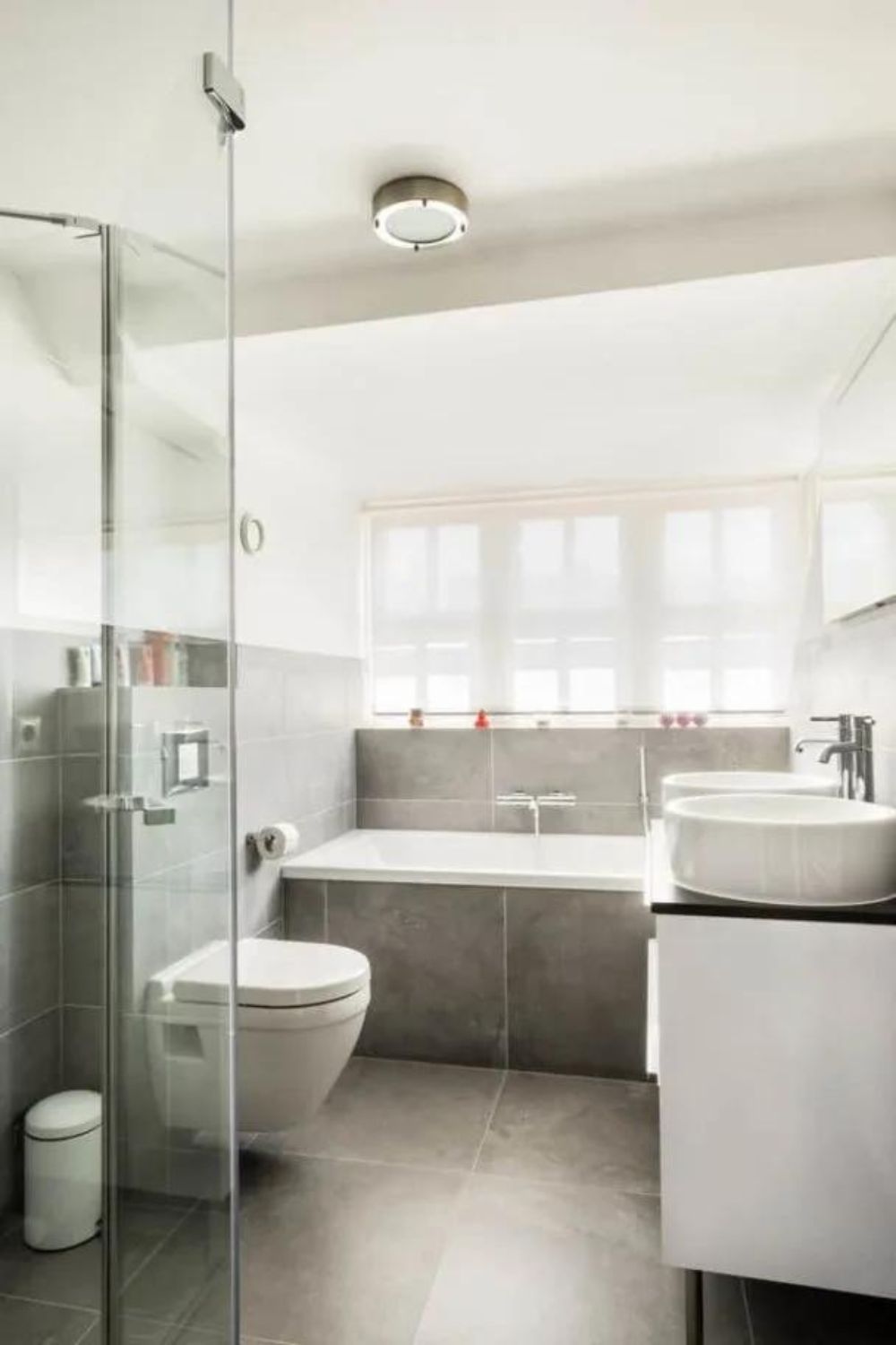 21 Terrific Small Primary Bathroom Ideas (Photos) – Home Stratosphere