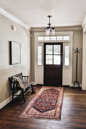 90 Farmhouse Foyer Ideas (Photos) - Home Stratosphere