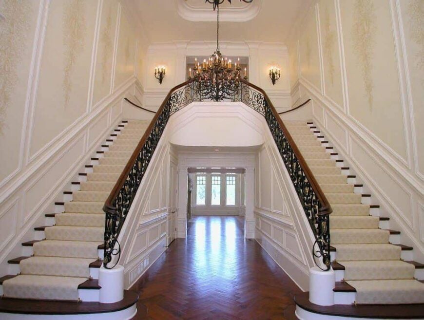 70 Large Foyer Ideas (Photos)