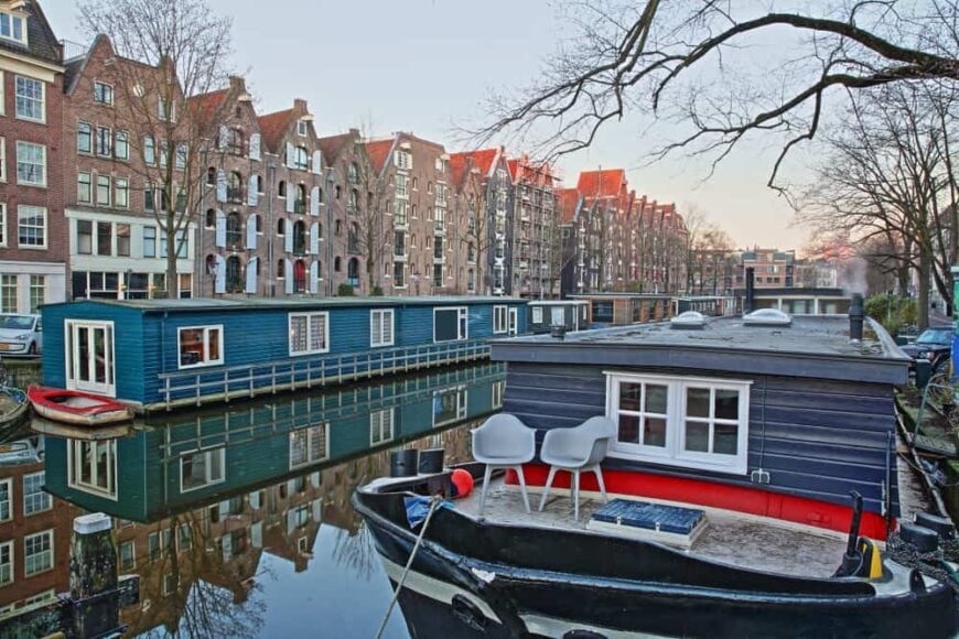 8 Different Types of Houseboats (Designs, Ideas, Examples & 40 Photos ...