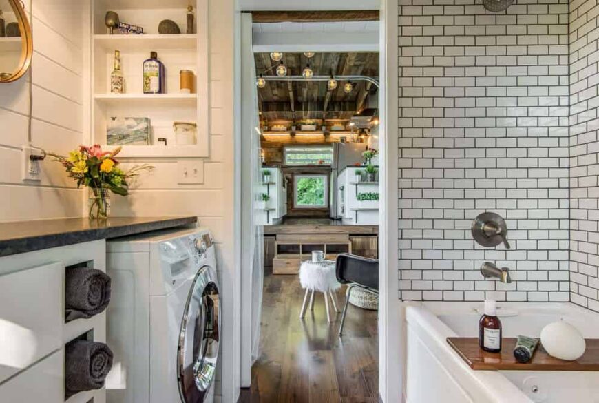 Transformer-Like Uber Space Efficient Tiny Home (with Stunning Design ...