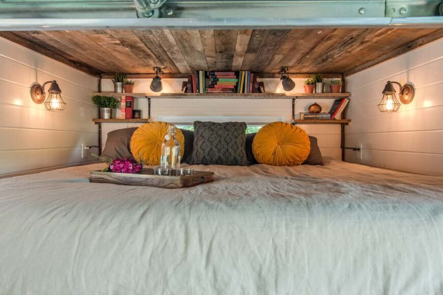 Transformer-Like Uber Space Efficient Tiny Home (with Stunning Design ...