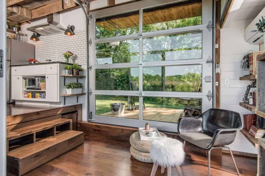 Transformer-Like Uber Space Efficient Tiny Home (with Stunning Design ...