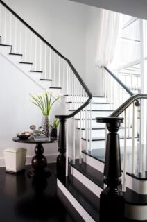 40 Three-Quarter Turn Staircase (Photos)