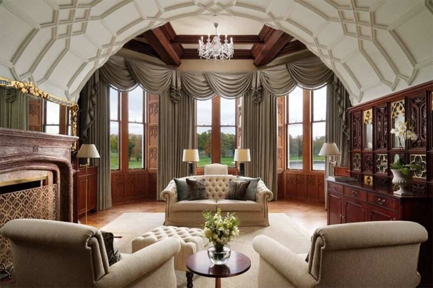 14 Classic Victorian Living Room Inspirations