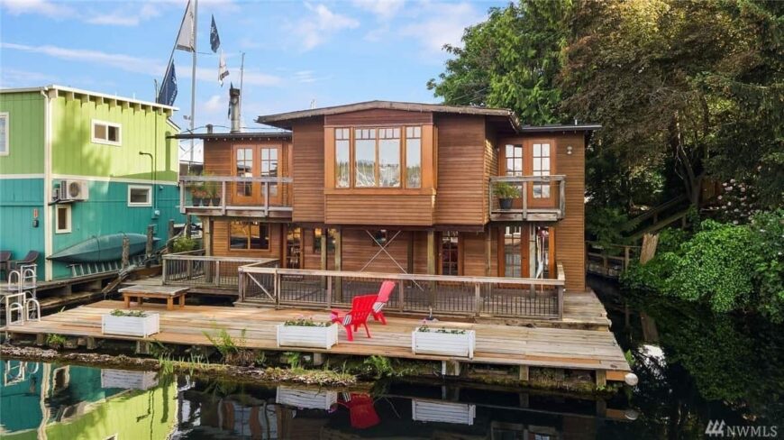 Floating Homes - Home Stratosphere