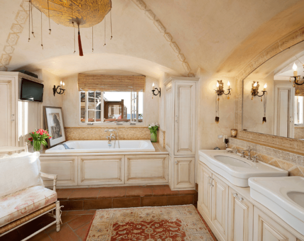 50 Spanish-Style Primary Bathroom Ideas (Photos)