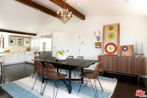 52 Spanish-Style Dining Room Ideas (Photos) – Home Stratosphere