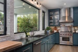 24 Trending Craftsman-Style Kitchen Ideas that Flirt with Tradition ...