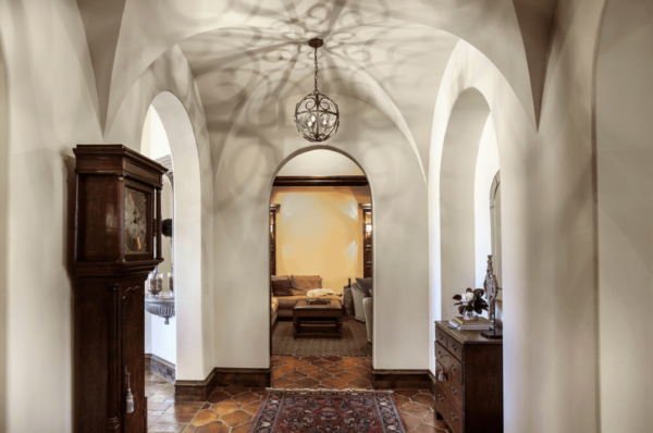 60 Spanish-Style Foyer Ideas (Photos) – Page 2 – Home Stratosphere