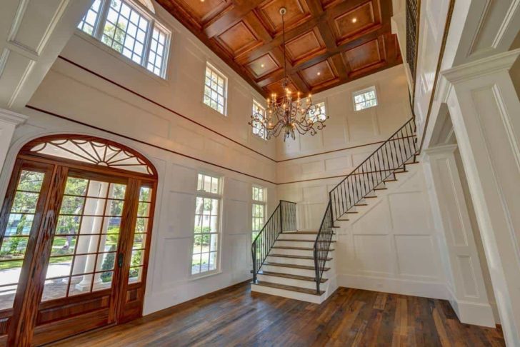 50 Traditional Style Foyer Ideas (Photos)