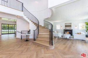 52 Transitional Style Foyer Ideas (Photos) – Home Stratosphere