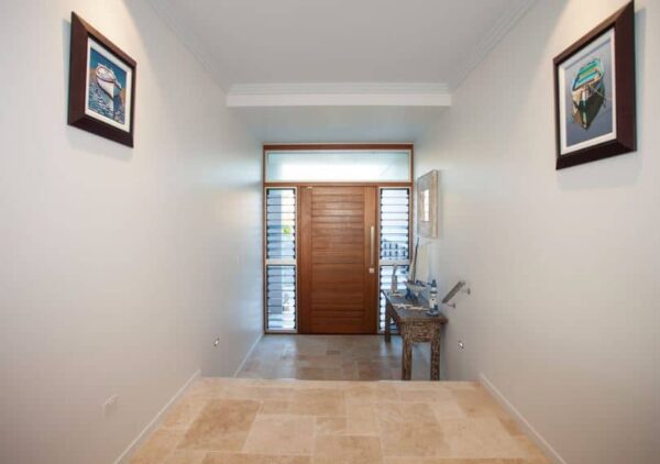 53 Beach-Style Foyer Ideas (Photos)