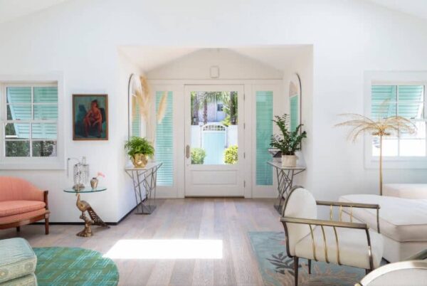 15 Beautiful Beach-Style Foyer Inspirations – Home Stratosphere