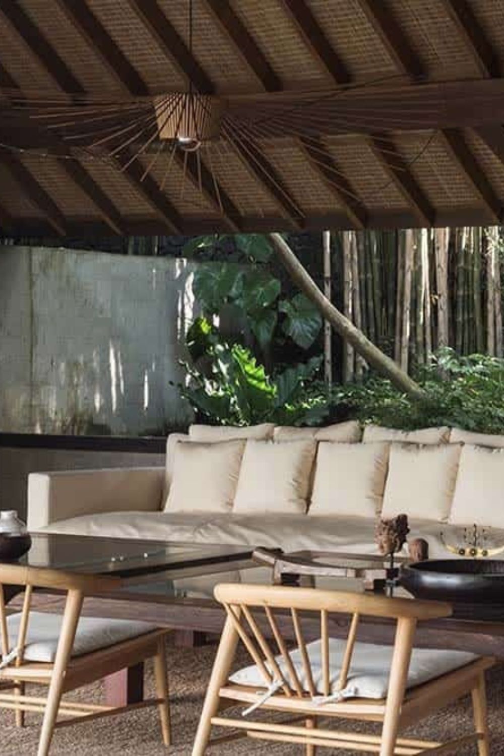 24 Asian-Inspired Living Room Ideas Showcase the Richness of Cultural ...