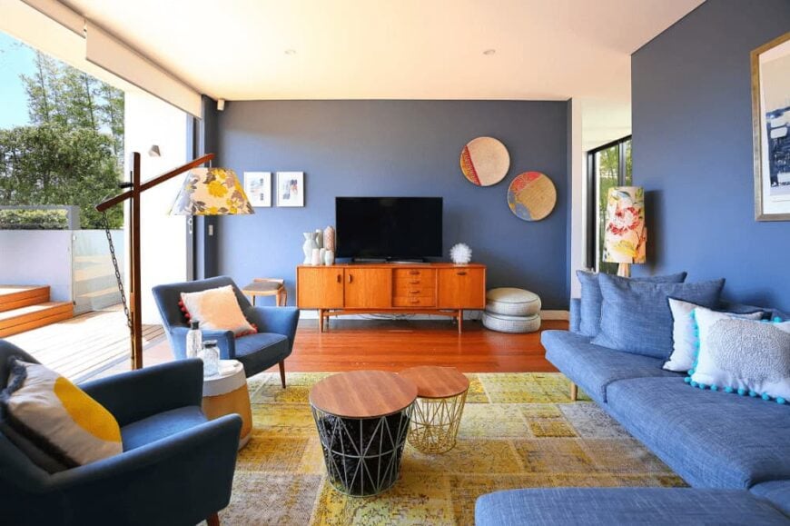 18 Beguilingly Blue Living Room Inspirations