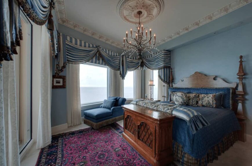 90 Mediterranean Bedroom Ideas (Photos) - Home Stratosphere