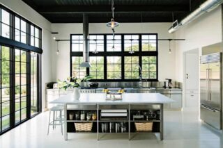 18 Stunning Silver Kitchen Inspirations