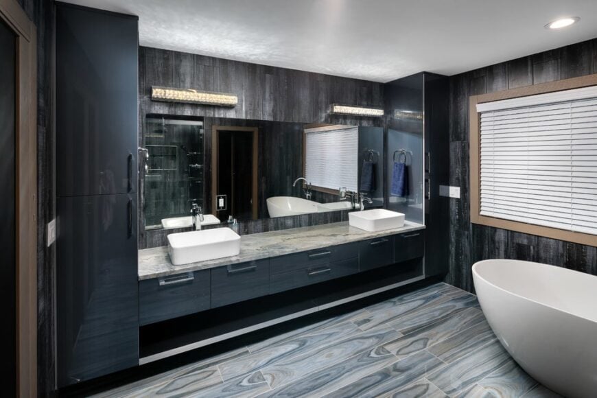 50 Black Primary Bathroom Ideas (Photos) - Home Stratosphere