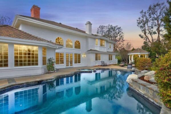 85 Fancy Celebrity Swimming Pools – Home Stratosphere