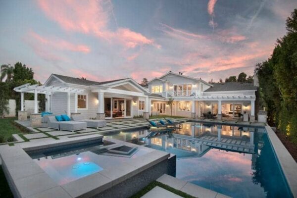85 Fancy Celebrity Swimming Pools – Home Stratosphere