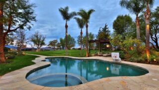 85 Fancy Celebrity Swimming Pools - Home Stratosphere