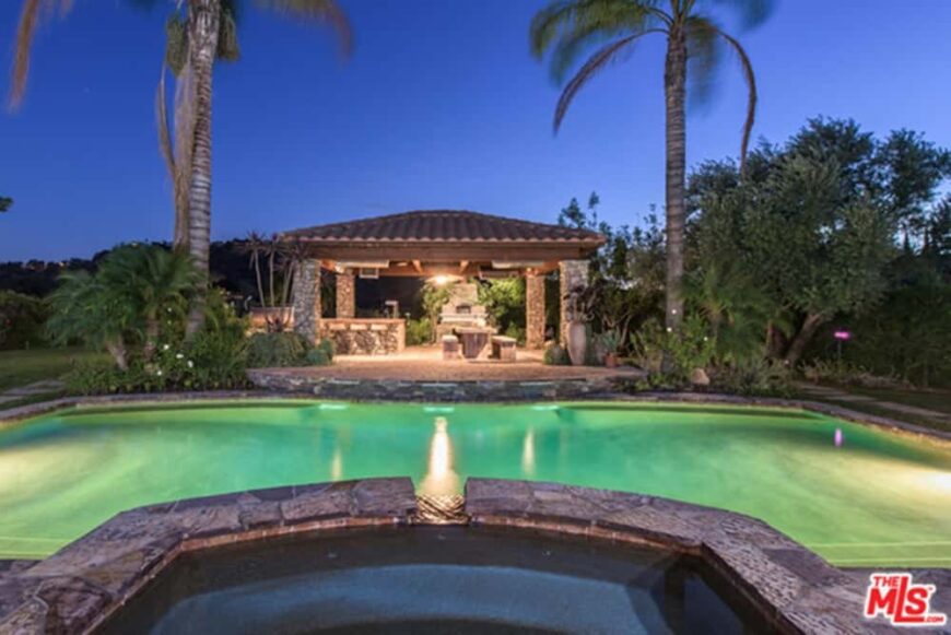 85 Fancy Celebrity Swimming Pools - Home Stratosphere