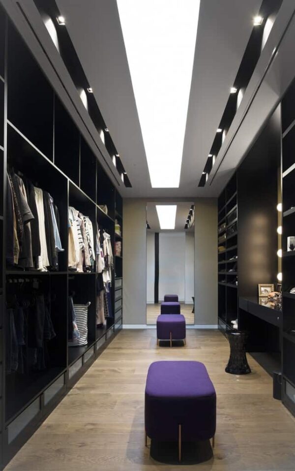 40 Incredible Walk-In Wardrobes for Women (Photos)
