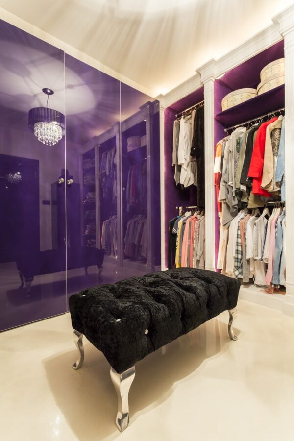 40 Incredible Walk-In Wardrobes for Women (Photos) – Home Stratosphere