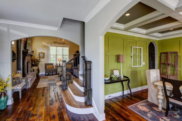 15 Country Style Foyer Ideas – Home Stratosphere