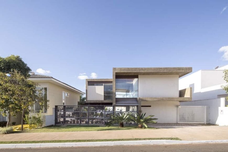 37 Examples of Attractive Large Houses (Photos) – Home Stratosphere